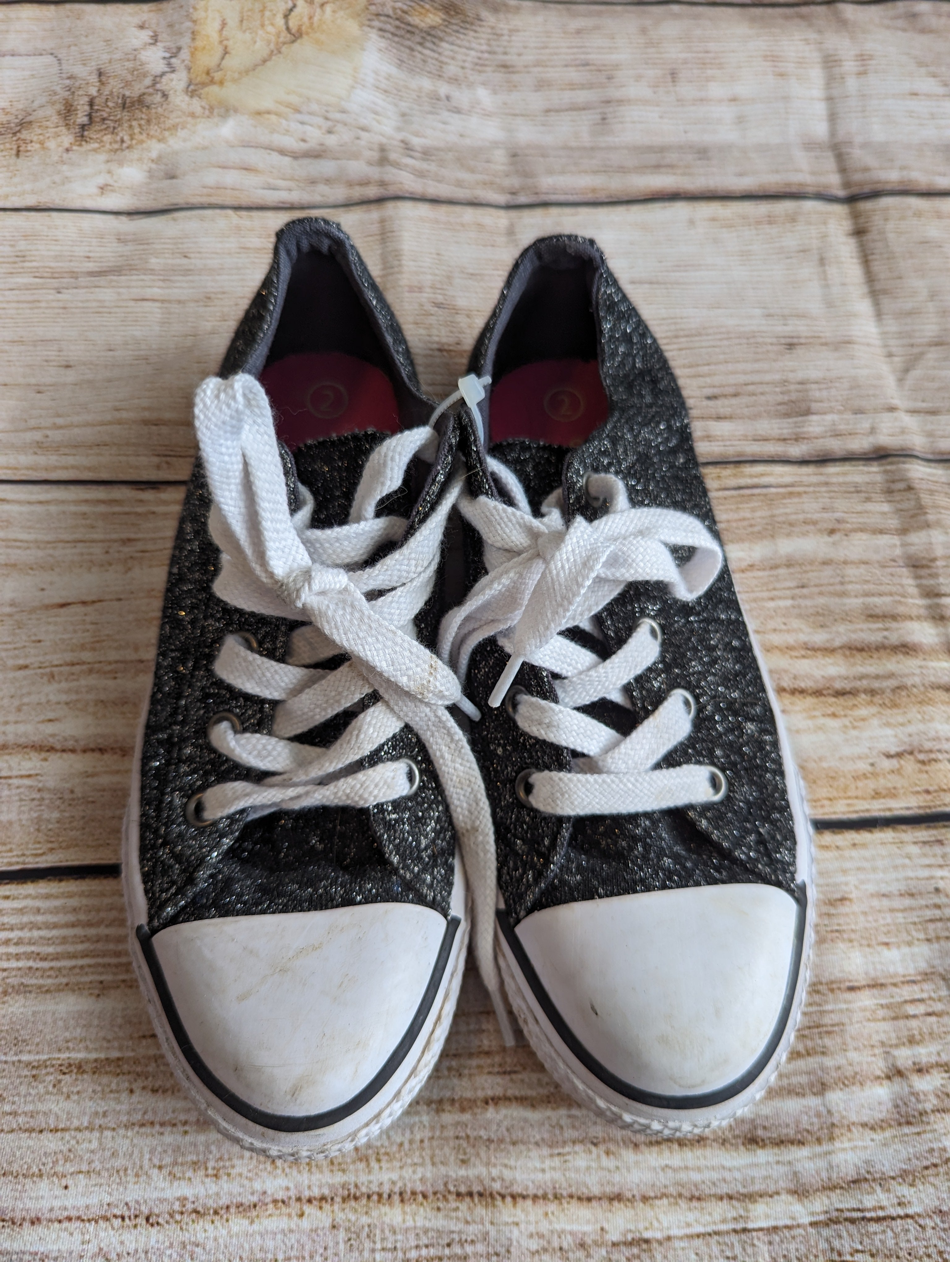 Airwalks 2 Shoes – My Kids Closet